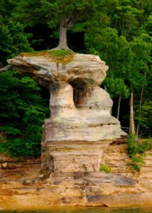 21 Best Things To Do In Pictured Rocks (2025) - Wandering Michigan ...