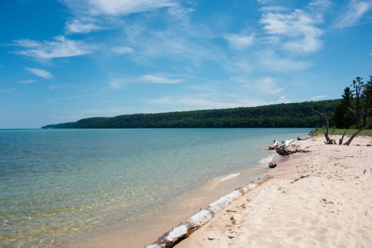 21 Best Things To Do In Pictured Rocks (2025) - Wandering Michigan ...