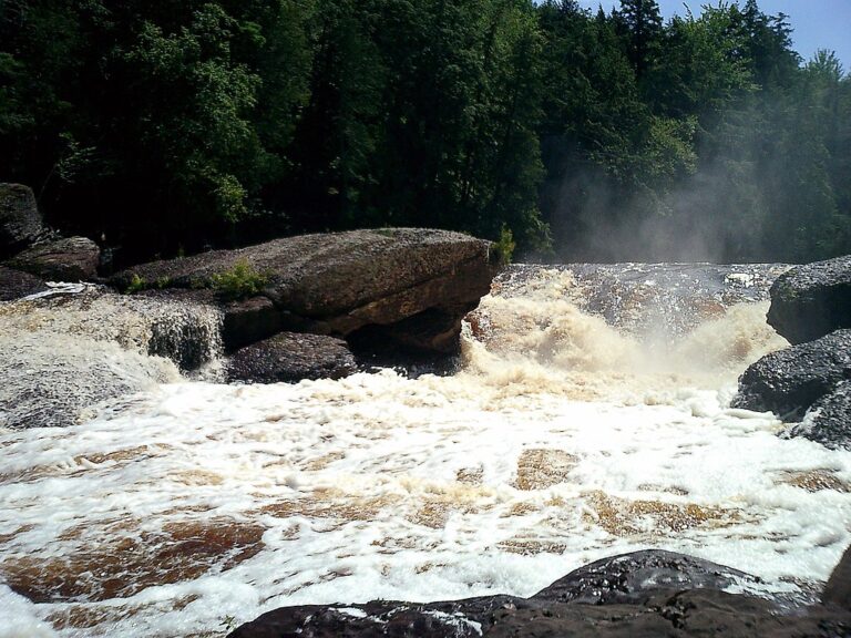 17 Best Waterfalls in the Upper Peninsula - Wandering Michigan Wisconsin